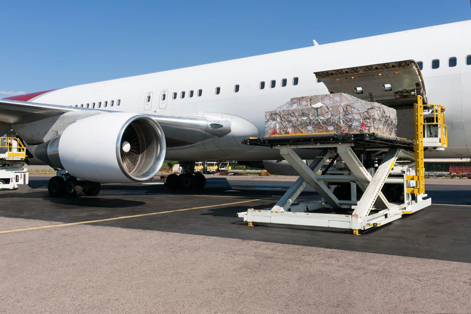 International Domestic Air Freight Services AMAC Customs Services International Domestic Air Freight Services AMAC Customs Services